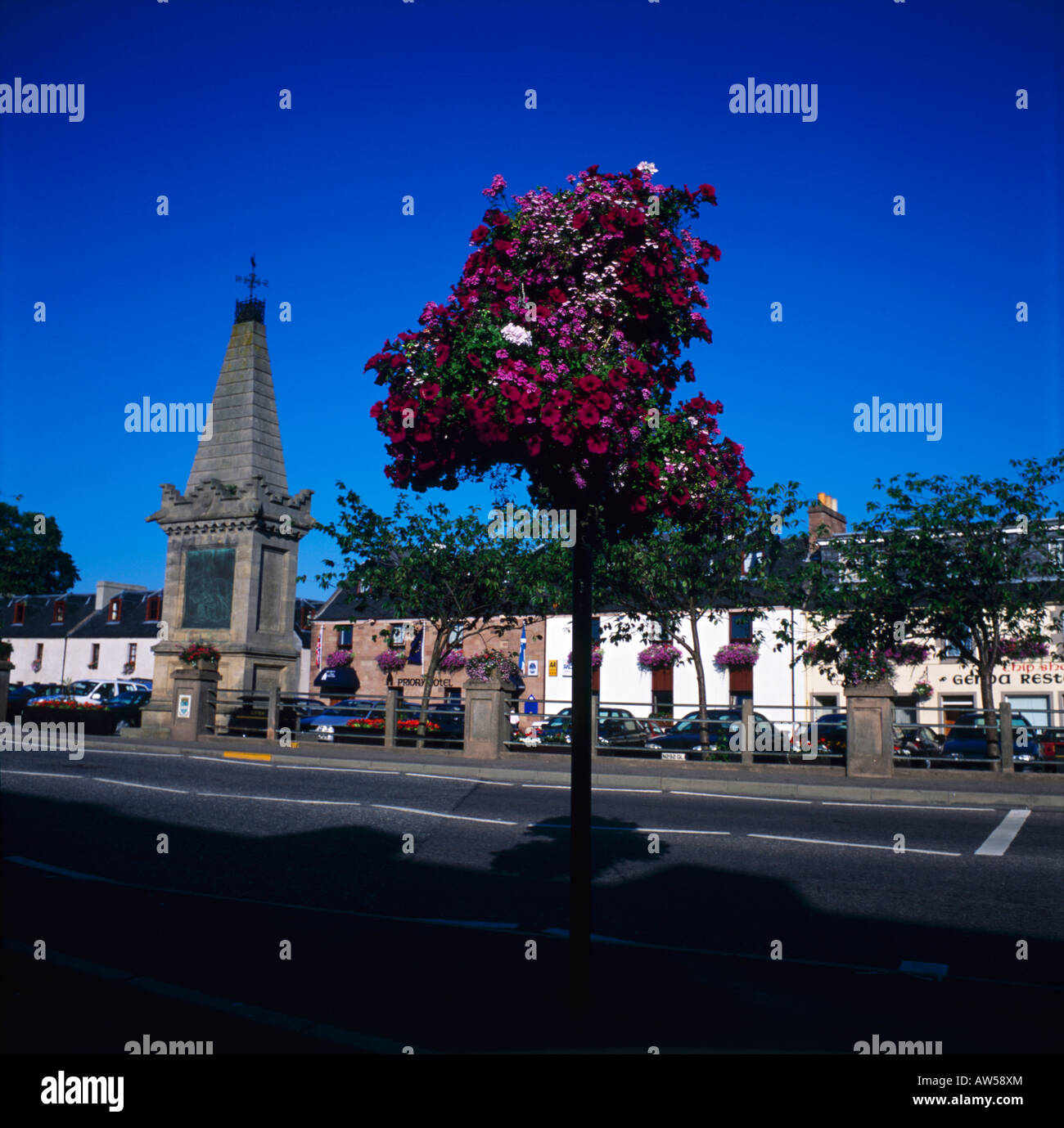 Village beauly hi-res stock photography and images - Alamy