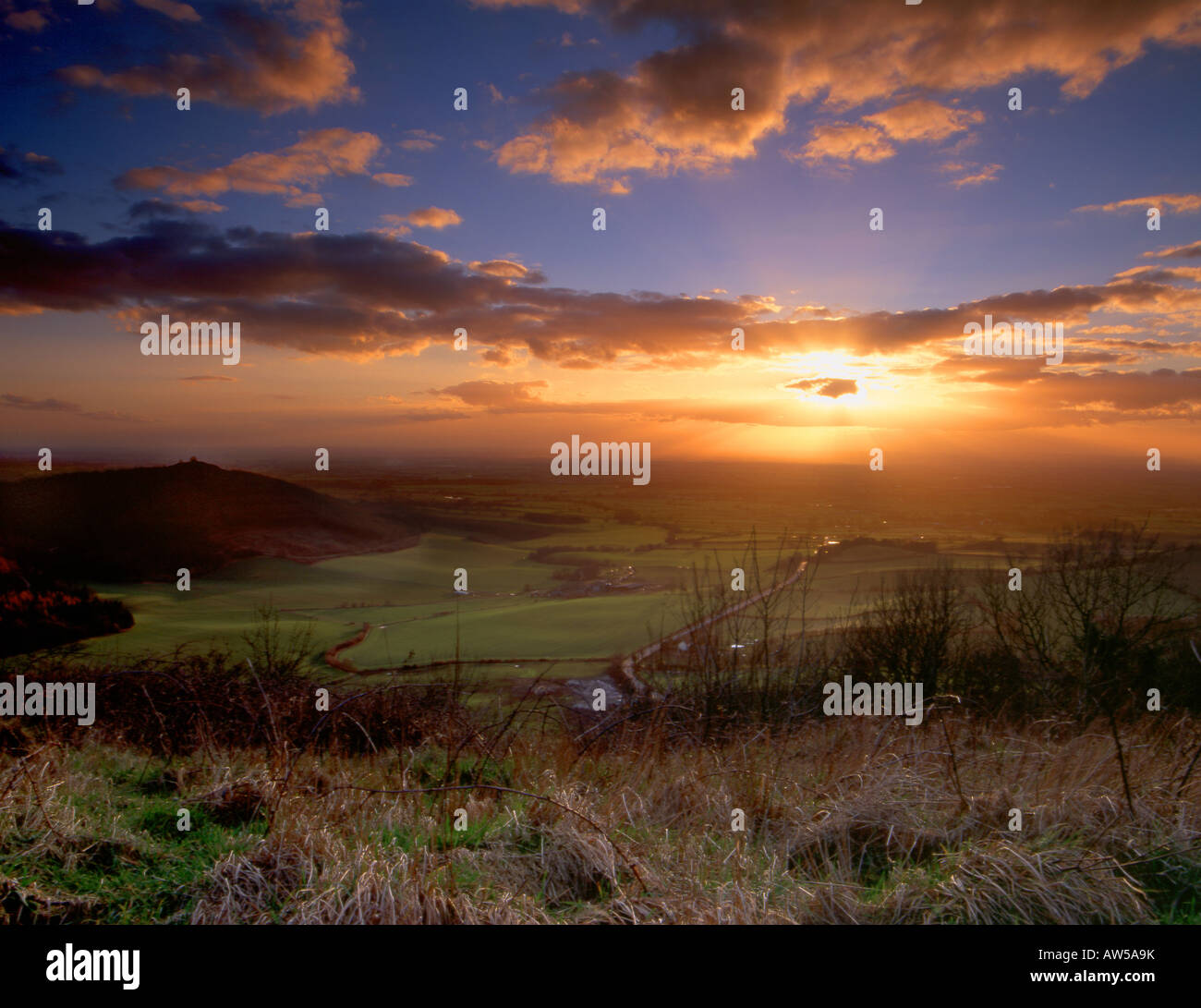 Sunset from the top of Sutton Bank, Hambleton, North Yorkshire, England ...