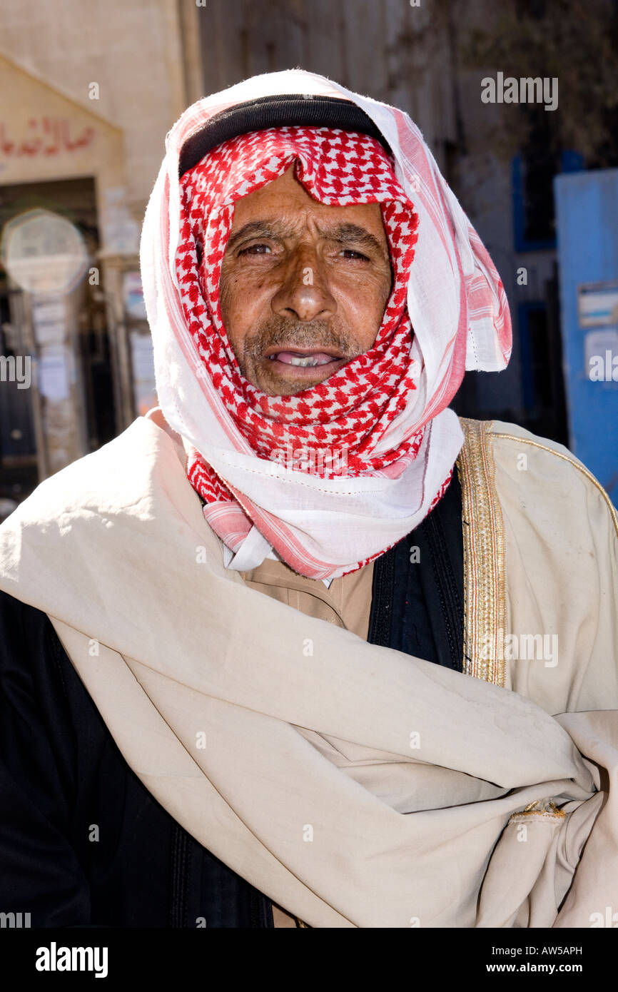man wearing traditional clothes Stock Photo - Alamy