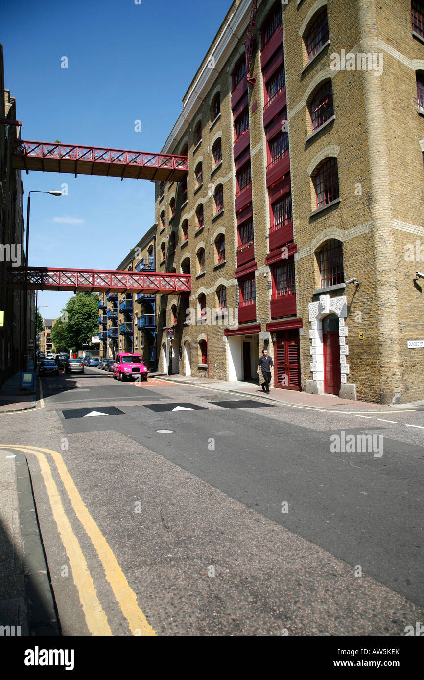 Wapping High Street, Wapping, London Stock Photo - Alamy