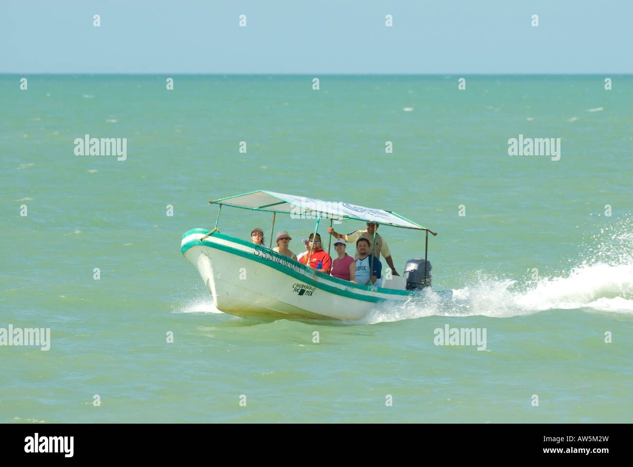 Boatload hi-res stock photography and images - Alamy
