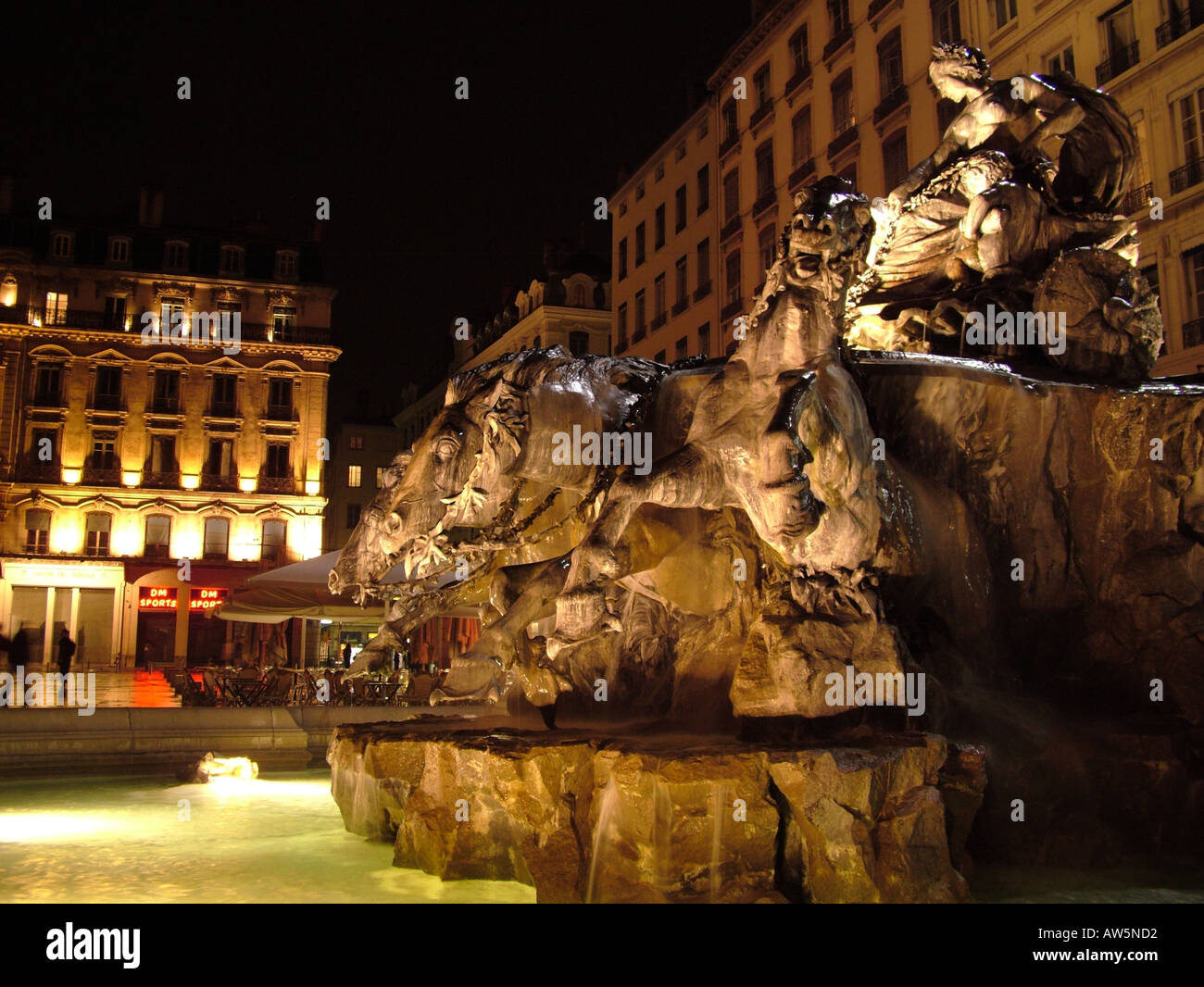 Historical monuments of lyon hi-res stock photography and images - Alamy
