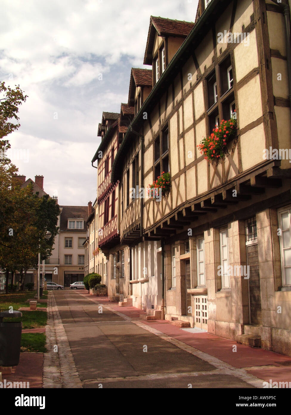 Chalon sur saone and wine hi-res stock photography and images - Alamy