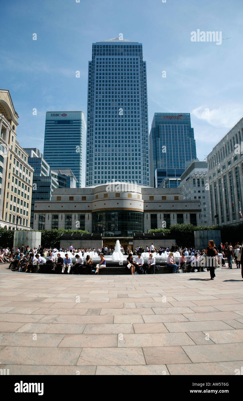 One cabot square hi-res stock photography and images - Alamy