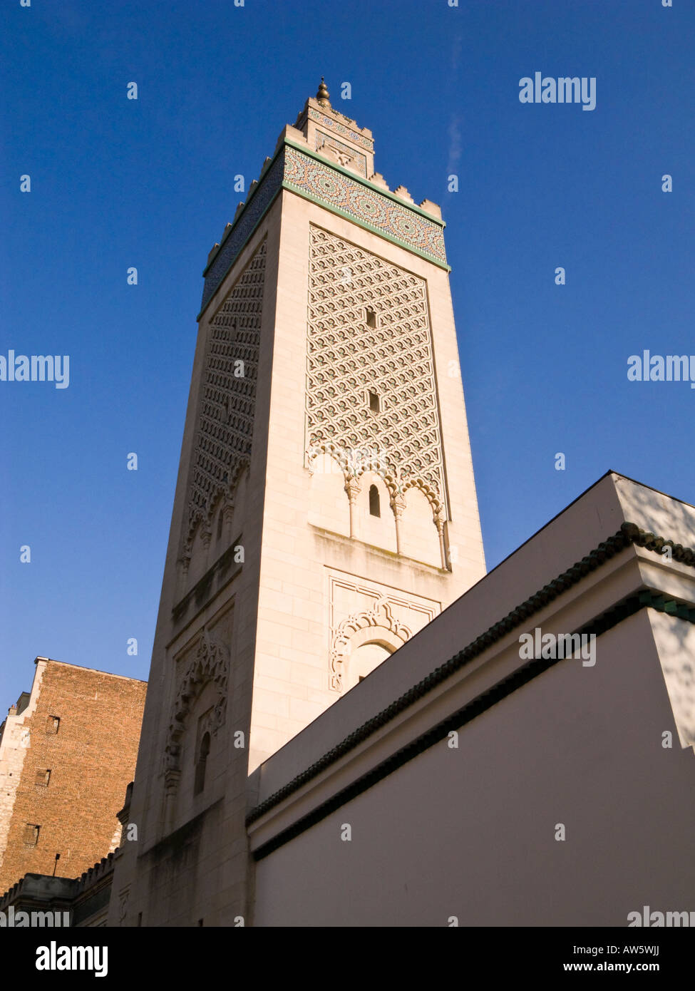 Minaret of the Grande Mosquée de Paris, Paris, France, Europe Stock ...
