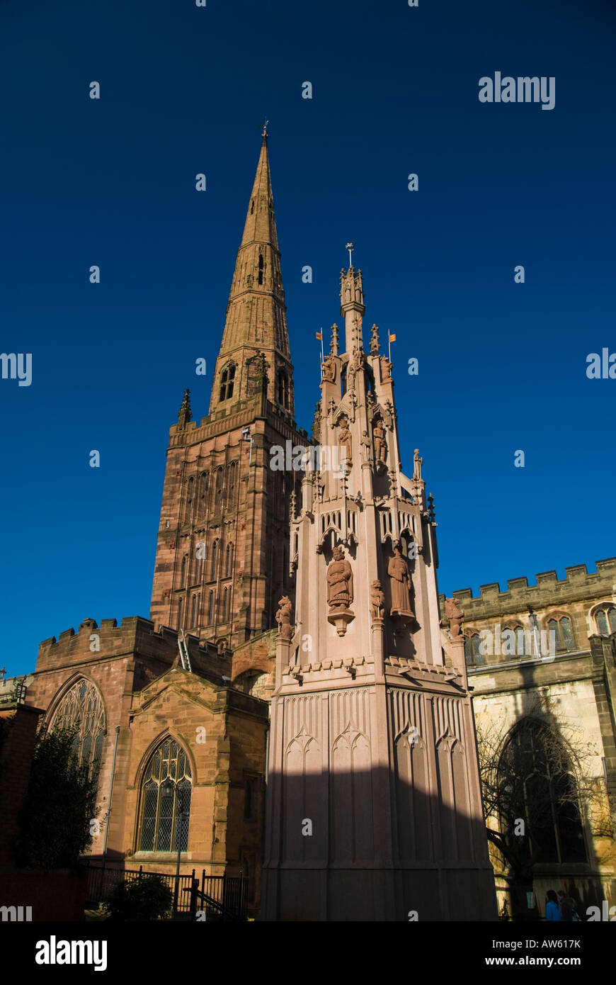 coventry city center holy trinity church and monument Coventry Cross St ...
