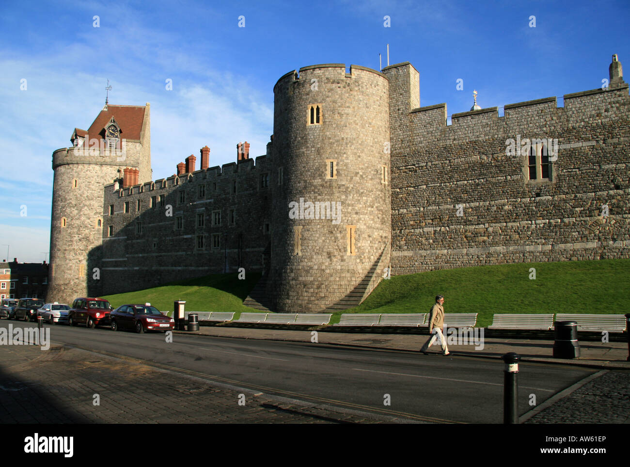 Curfew Tower & Salisbury Tower, Windsor Castle viewed from Thames ...