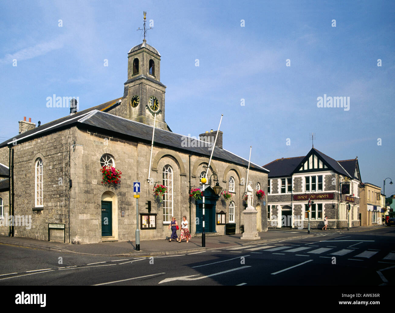 Cowbridge Town Hall late afternoon Stock Photo - Alamy