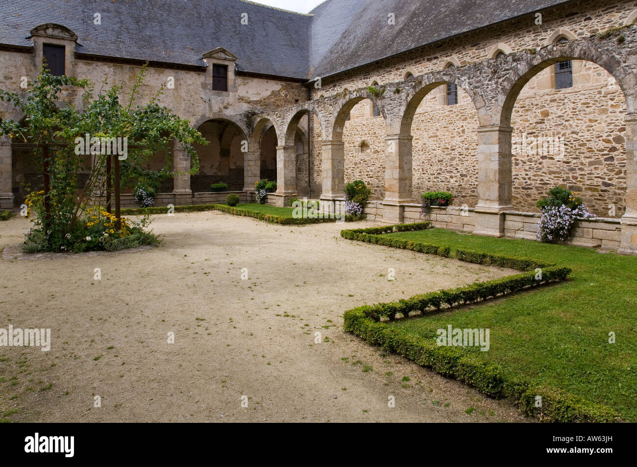 Cloister at l Abbaye de Lehon Brittany Stock Photo - Alamy