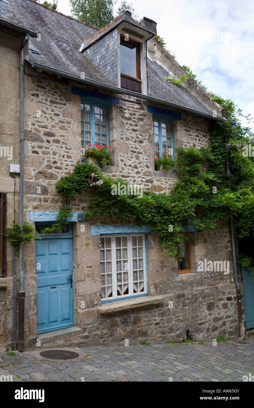 Typical Street in the old Breton town of Dinan Stock Photo - Alamy
