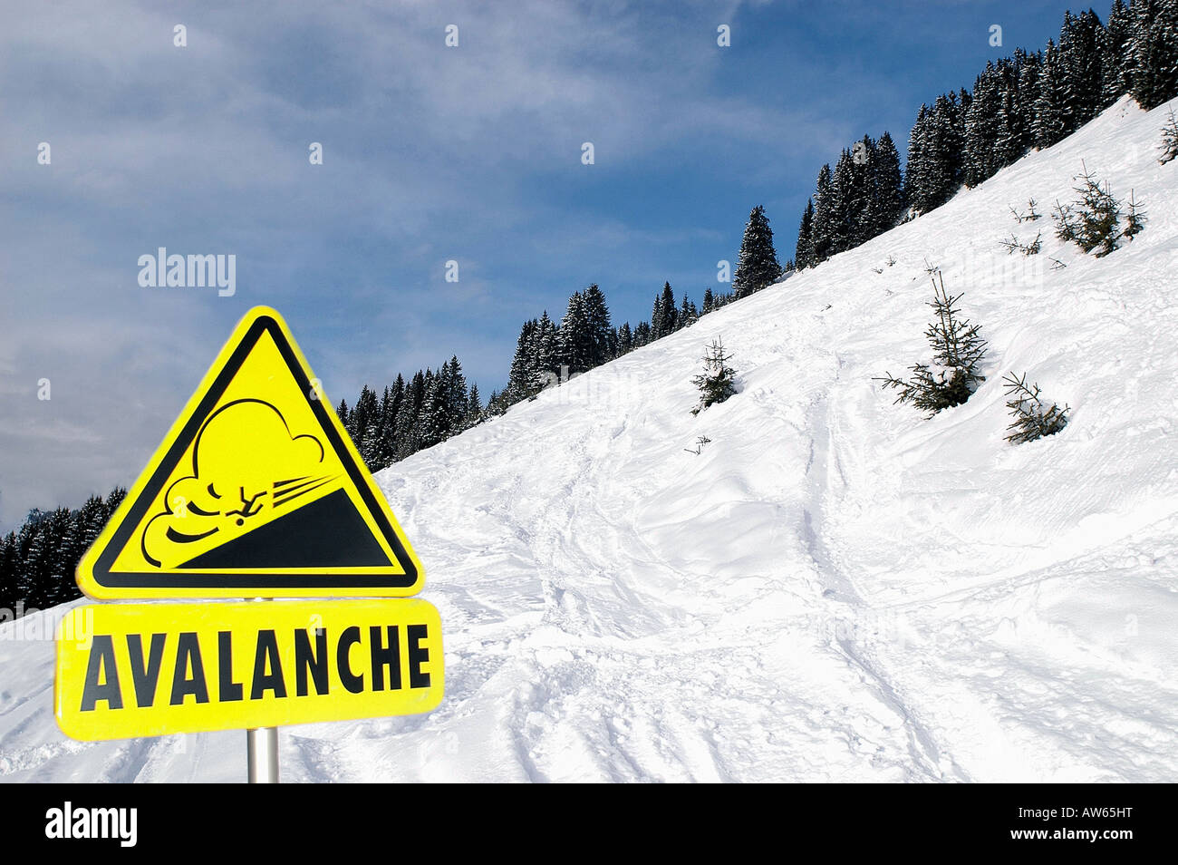 Avalanche sign hi-res stock photography and images - Alamy