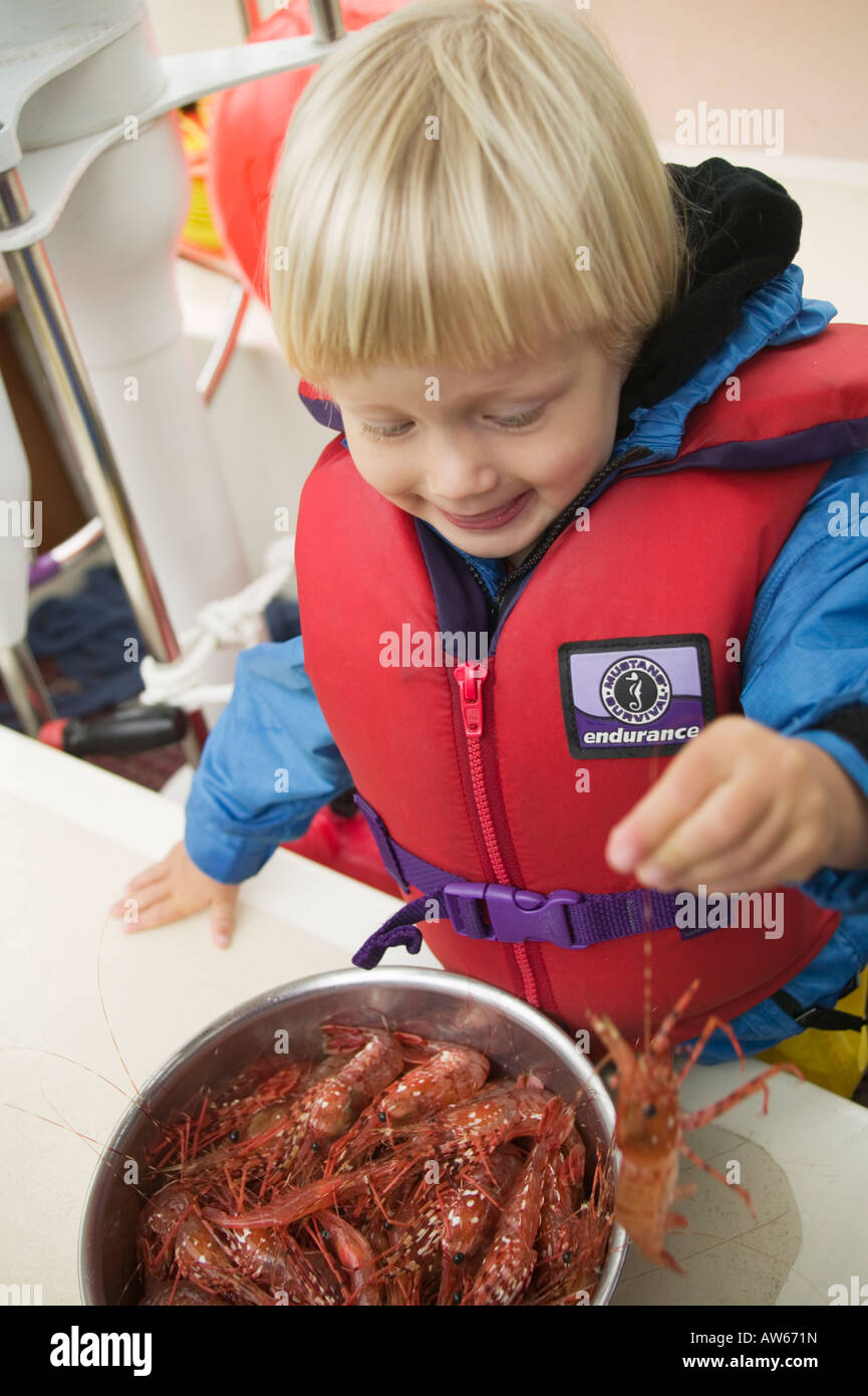 The shrimp girl hi-res stock photography and images - Alamy