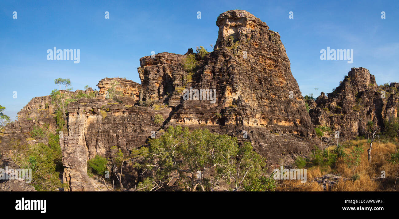 Sandstone outcrop layers hi-res stock photography and images - Alamy