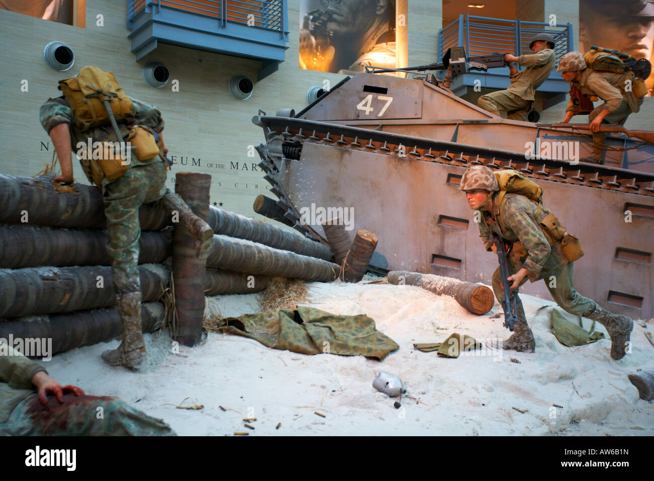 Us marines landing hi-res stock photography and images - Alamy