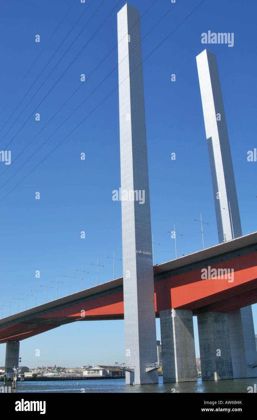 The Bolte Bridge spans the Yarra river and Victoria Harbour Melbourne ...