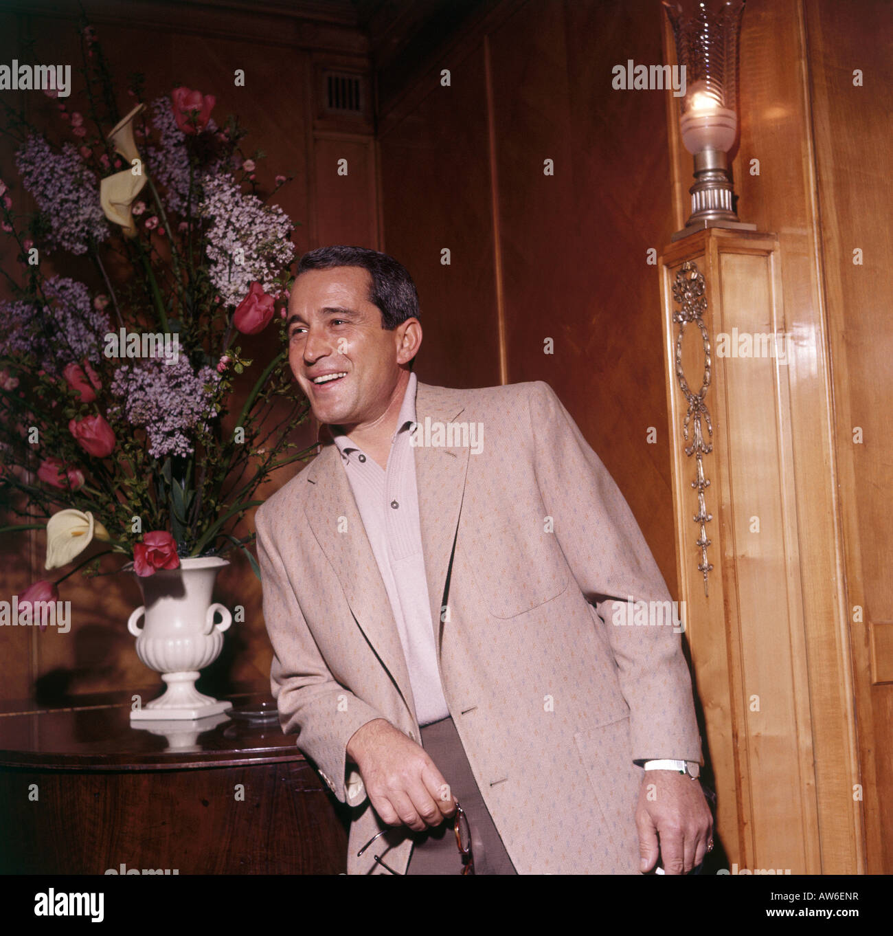 PERRY COMO - US singer about 1962 Stock Photo - Alamy