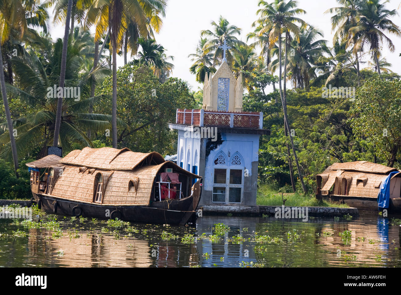 A Kettu Vallam houseboat moored, Kuttanad Backwaters, near Kainakary ...