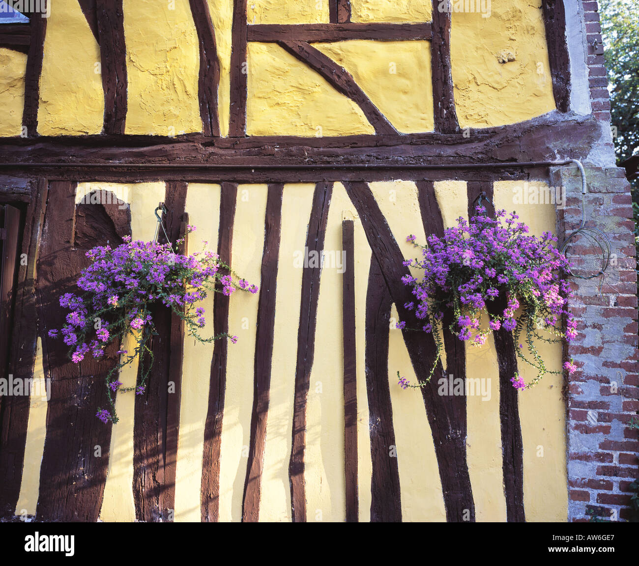 Colombage house normandy hi-res stock photography and images - Alamy