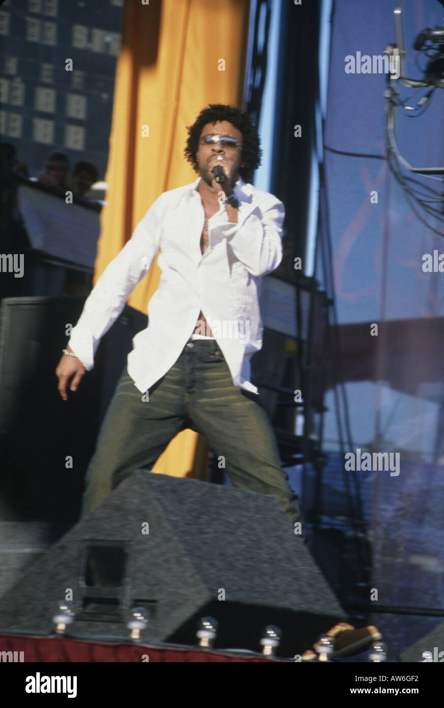 Shaggy singer hi-res stock photography and images - Alamy
