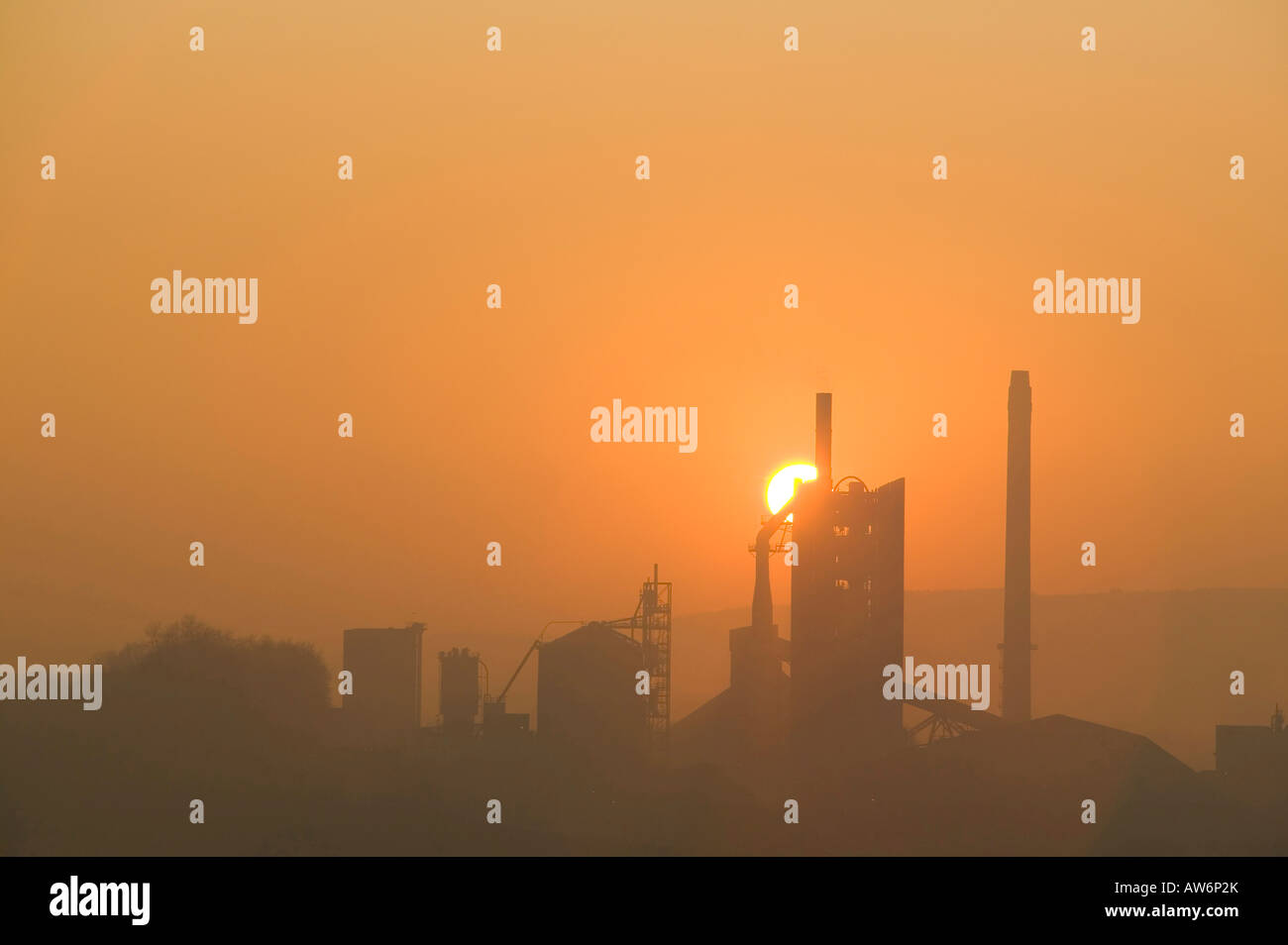 Castle Cement Quarry and air pollution in Clitheroe Lancashire UK ...