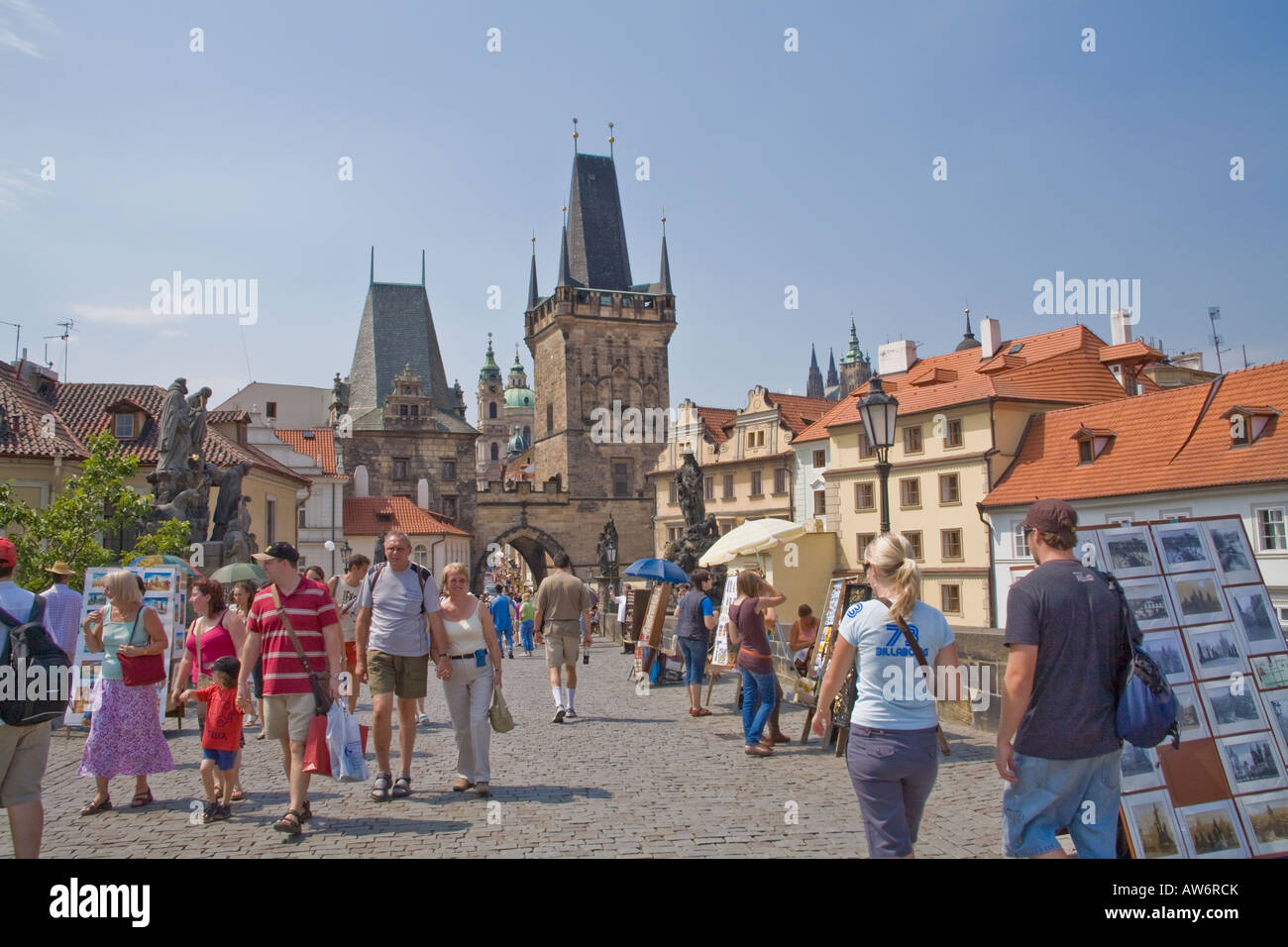 Pedestrians tourists on charles hi-res stock photography and images - Alamy