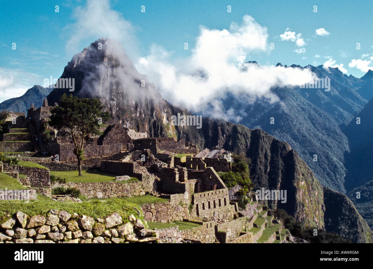 Pre-Columbian historical site, Machu Picchu, Peru, South America Stock ...