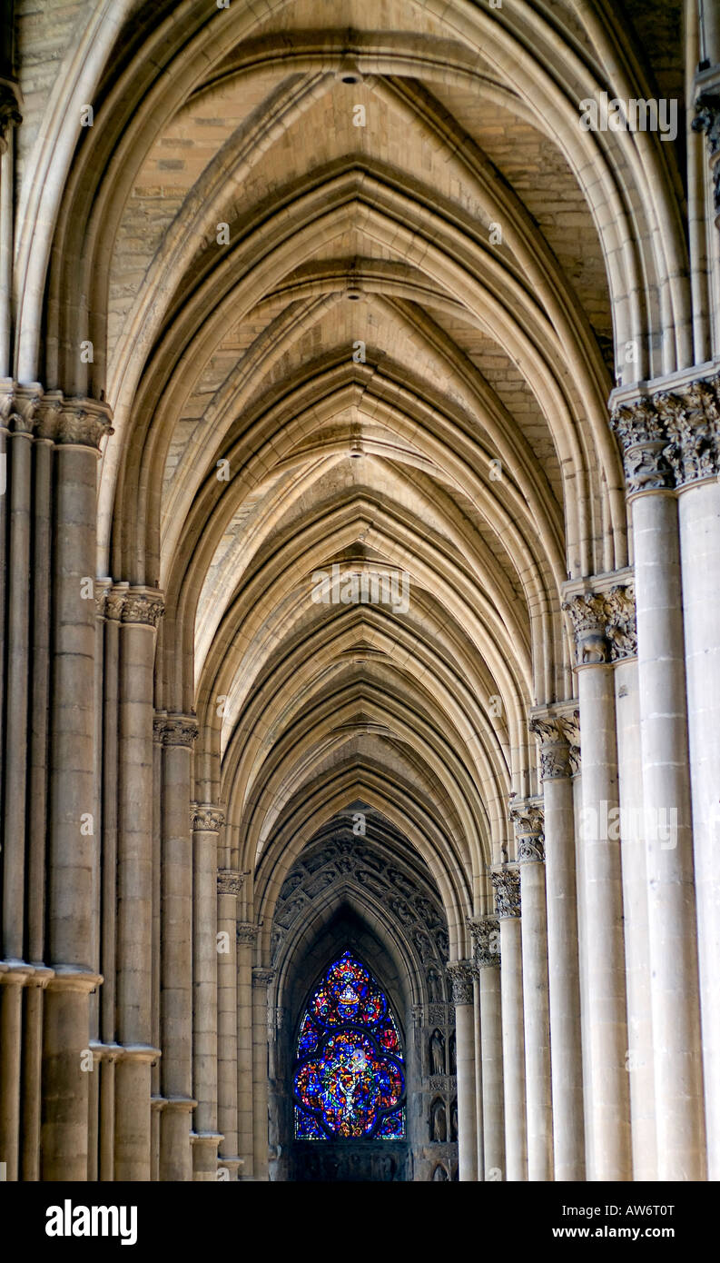 Reims Cathedral Nave Reims France // REIMS, France — The soaring nave ...