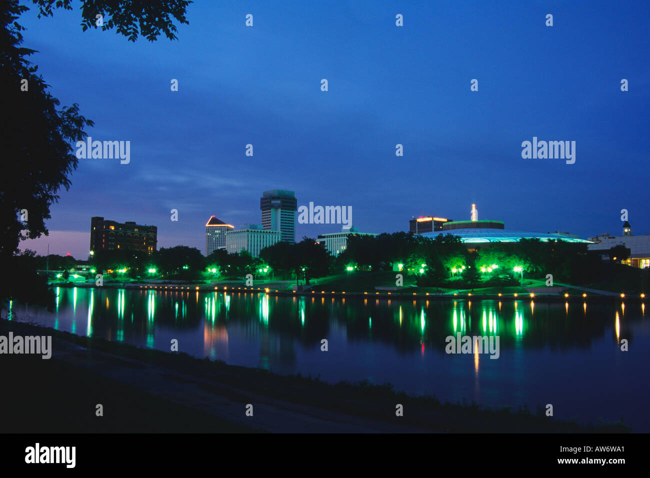 Wichita kansas night hi-res stock photography and images - Alamy