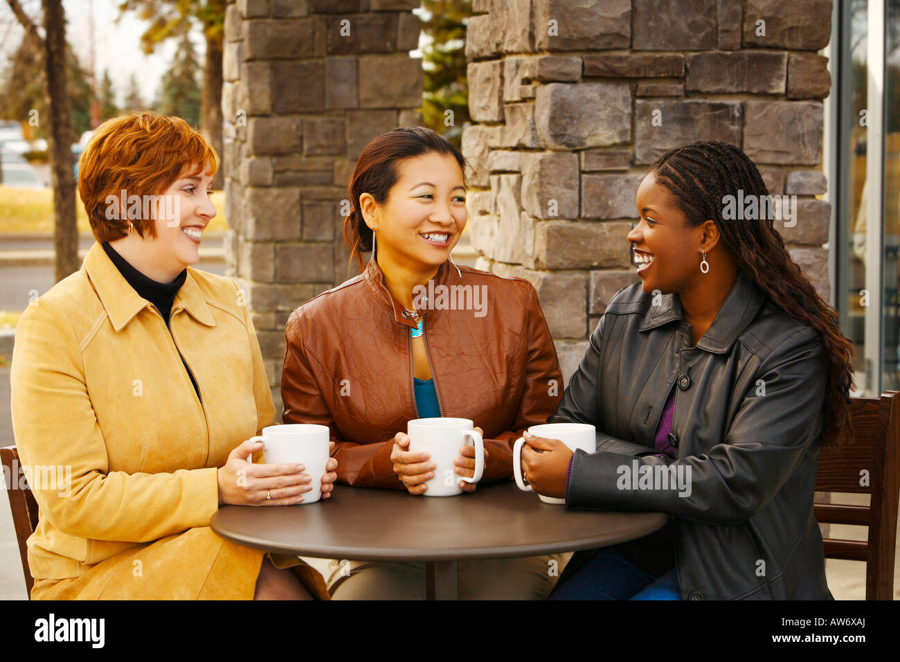 Women visiting hi-res stock photography and images - Alamy