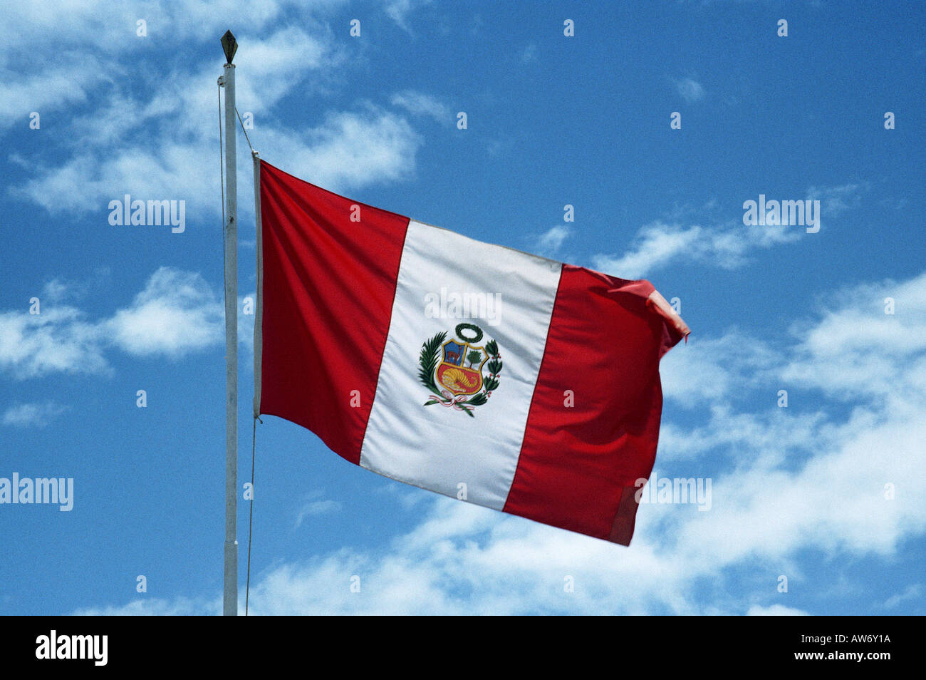 Peruvian flag hi-res stock photography and images - Alamy