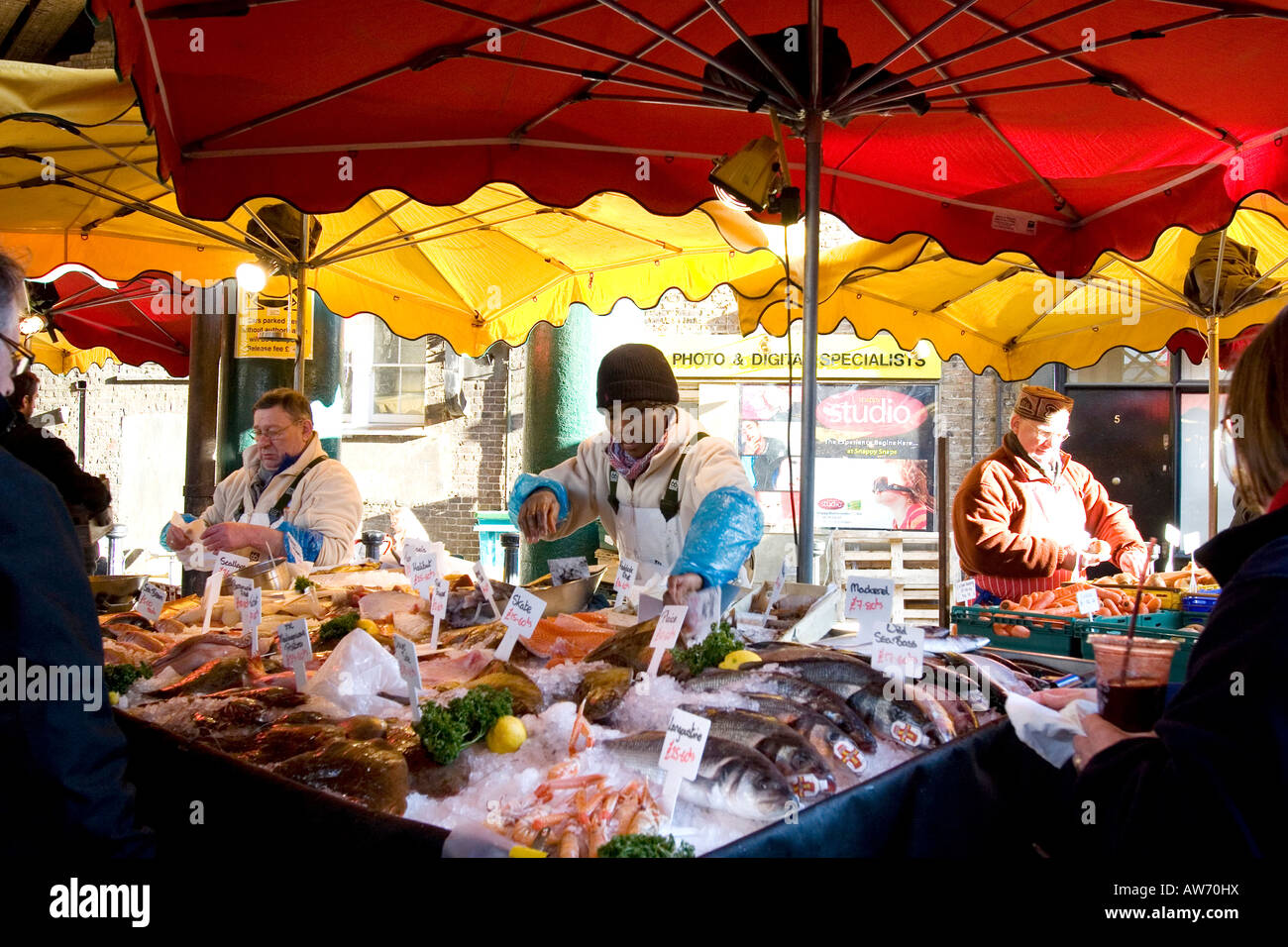 A fish stall at Borough Market, London Stock Photo - Alamy