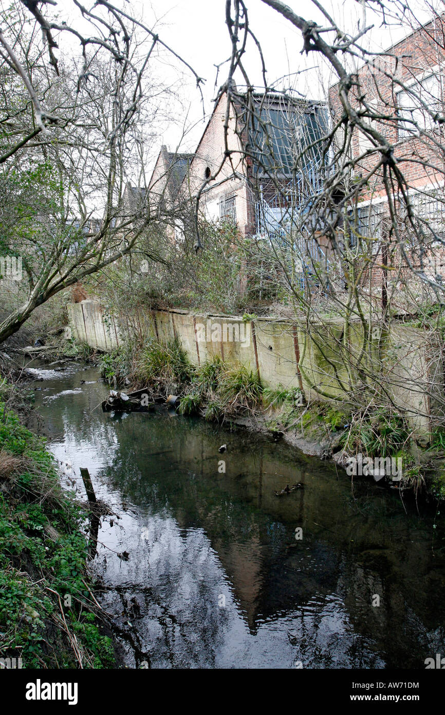 The River Pool below Worsley Bridge in Lower Sydenham, London Stock ...