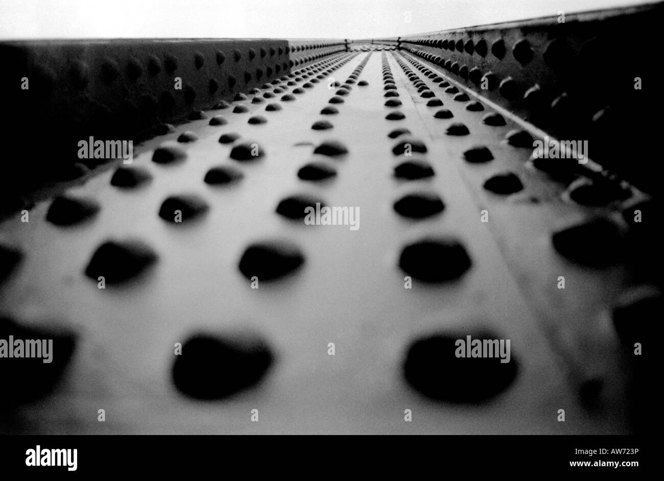 Rivets on bridge hi-res stock photography and images - Alamy
