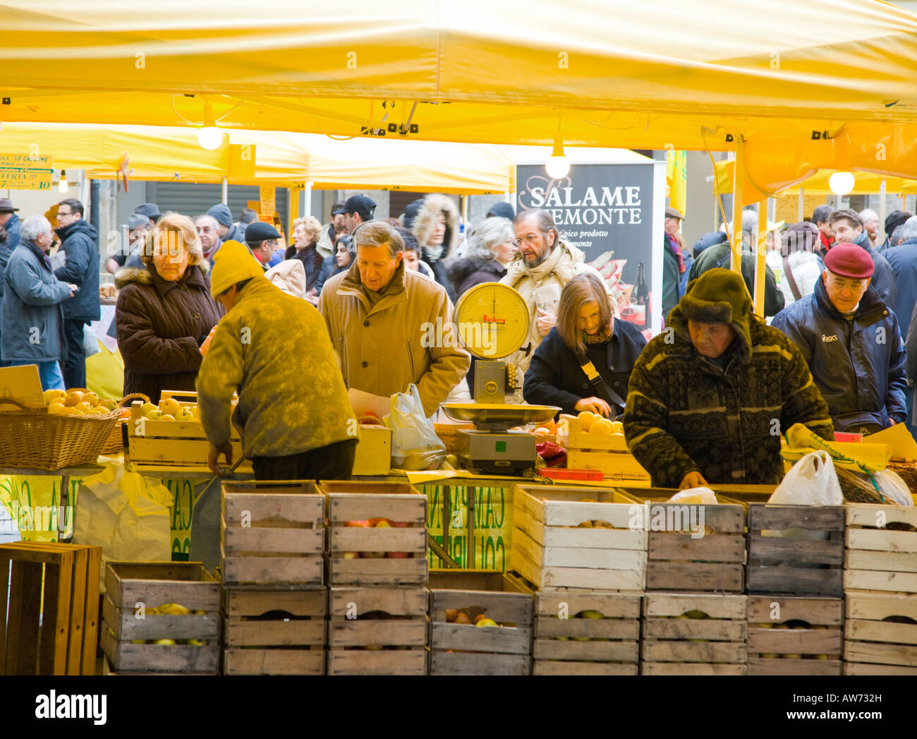 Shoppers at an organic and specialist food market Turin Italy Stock ...