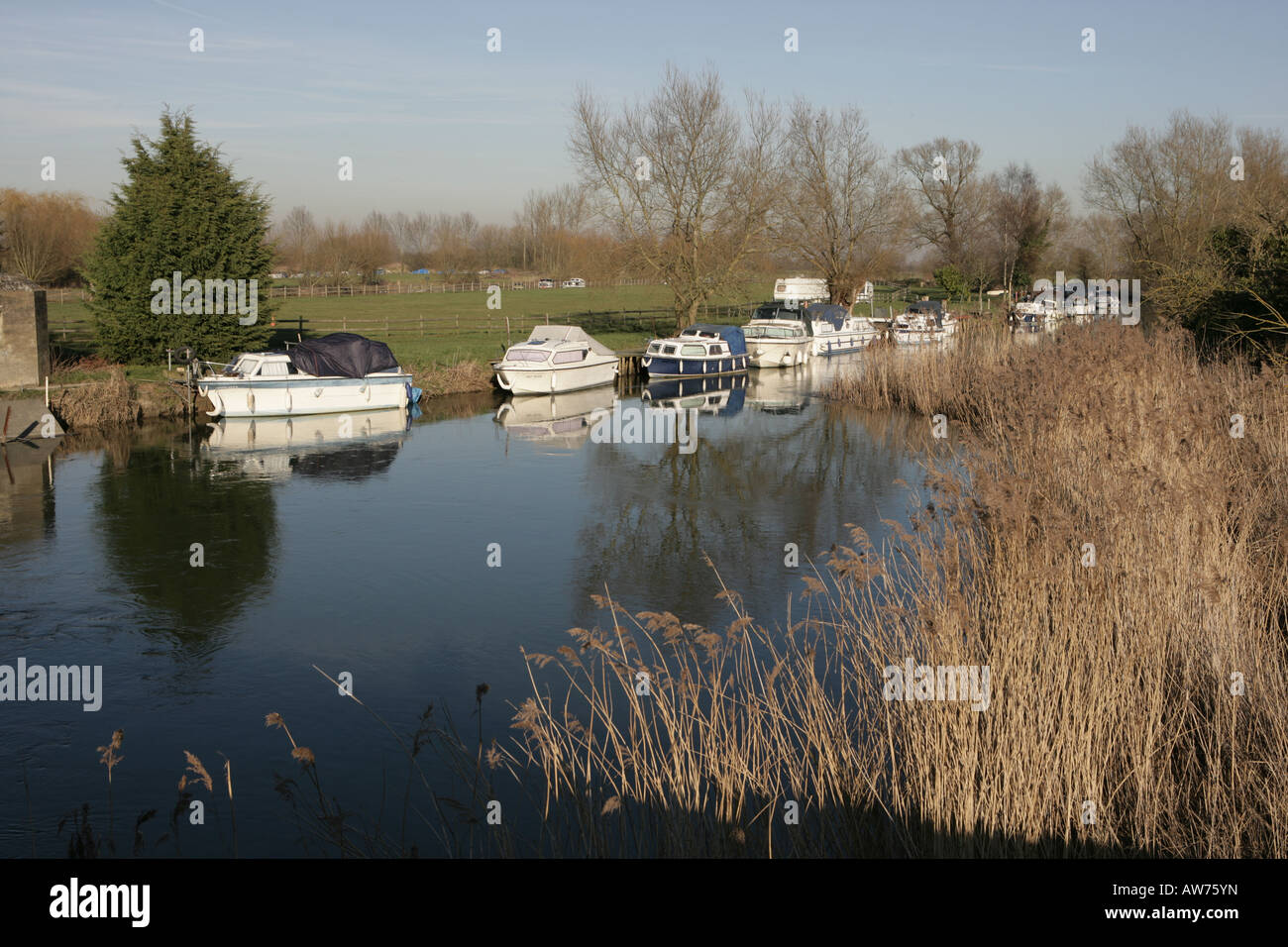 Radcot house hi-res stock photography and images - Alamy