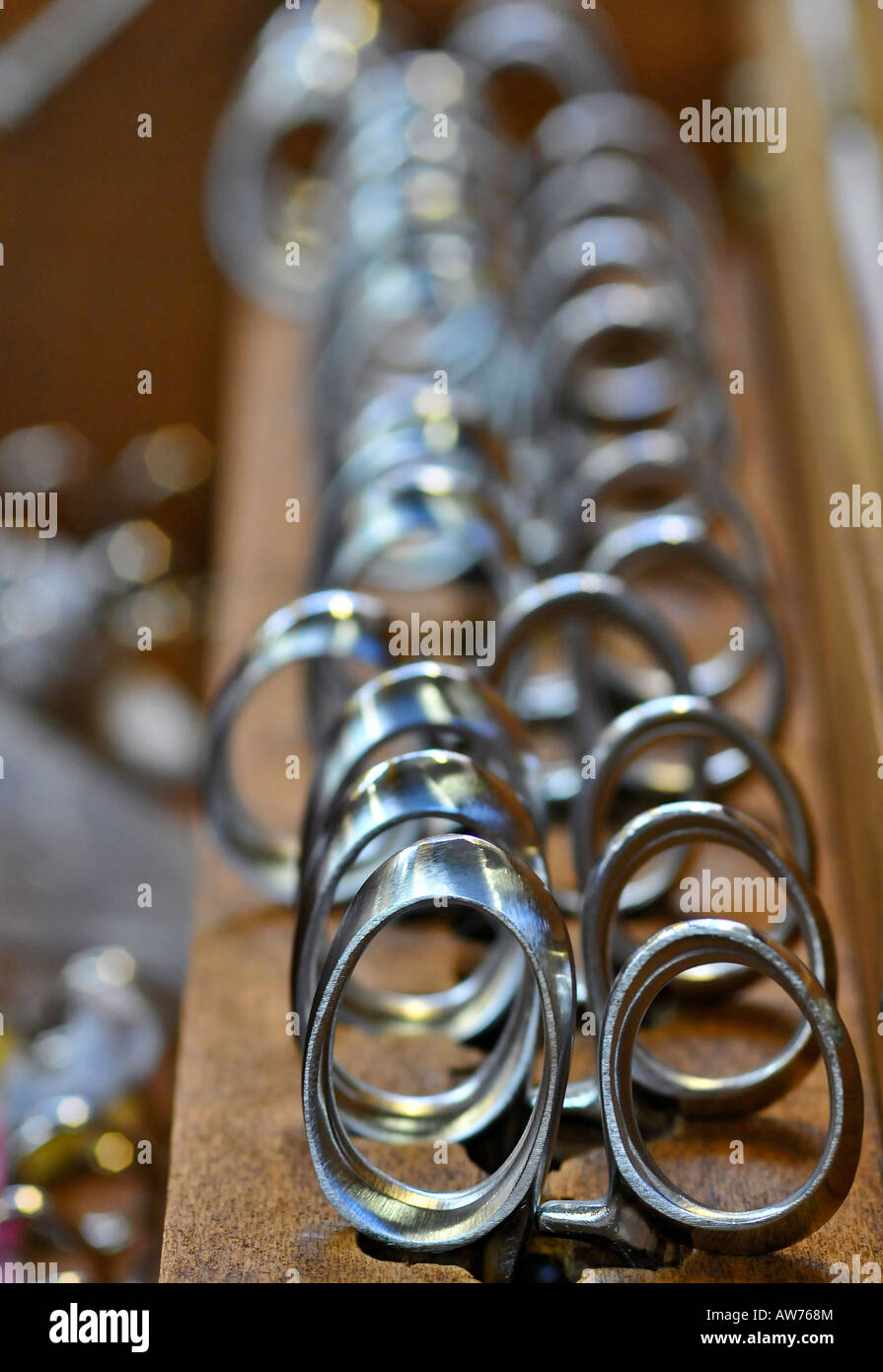 A row of scissors Stock Photo - Alamy