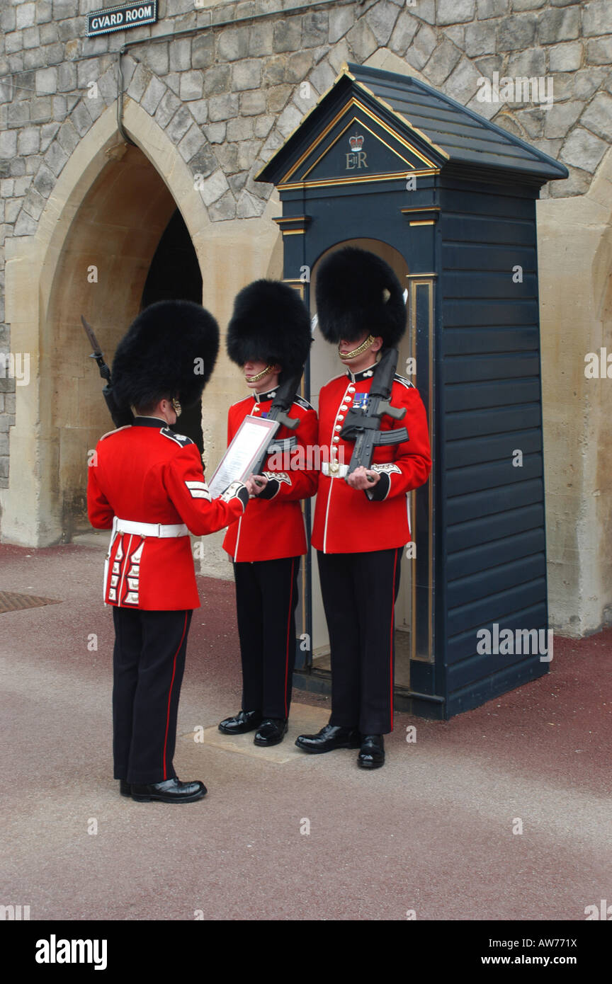 Guards Windsor Castle Stock Photo - Alamy