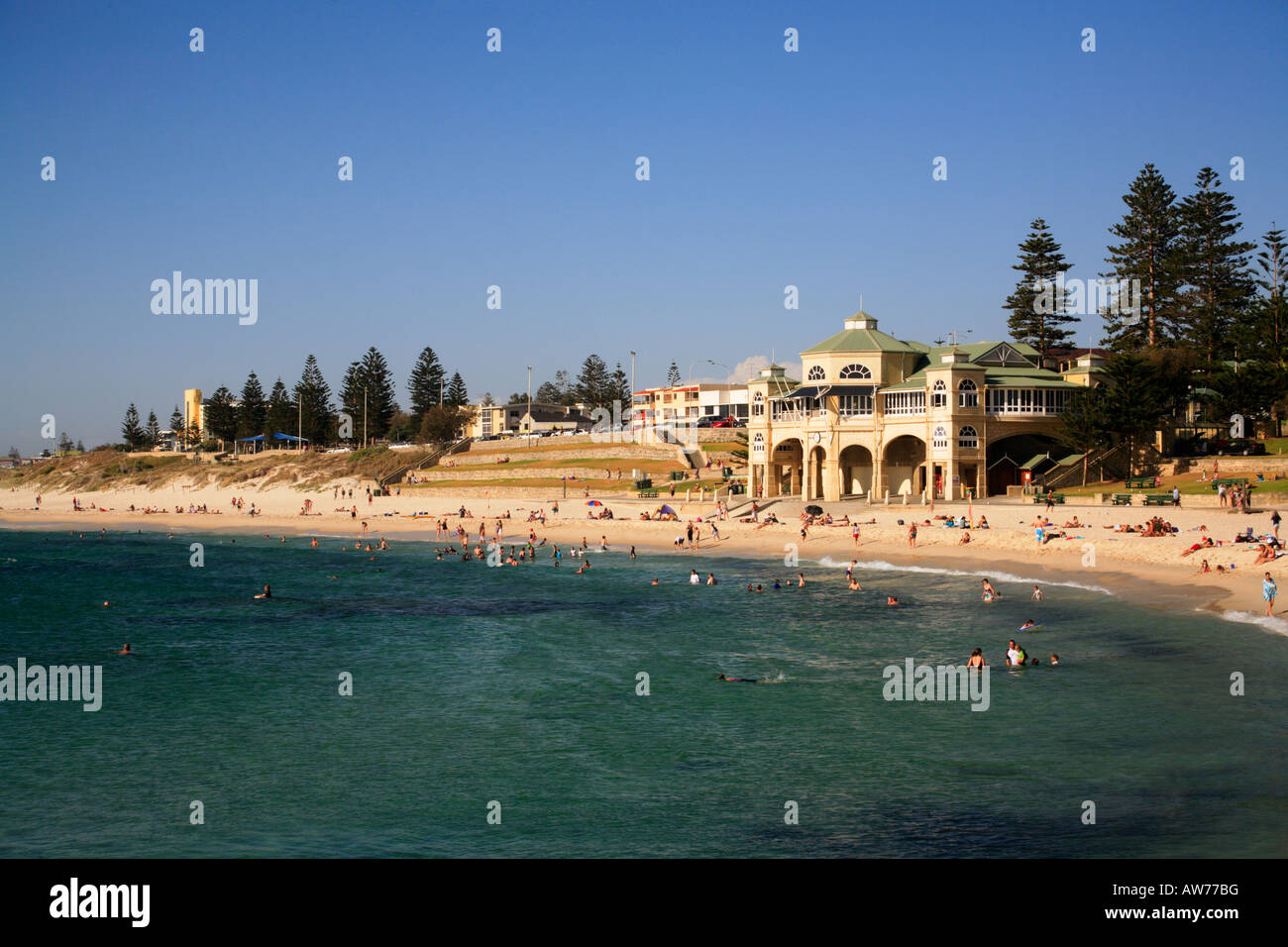 Indiana tea house cottesloe beach hi-res stock photography and images ...