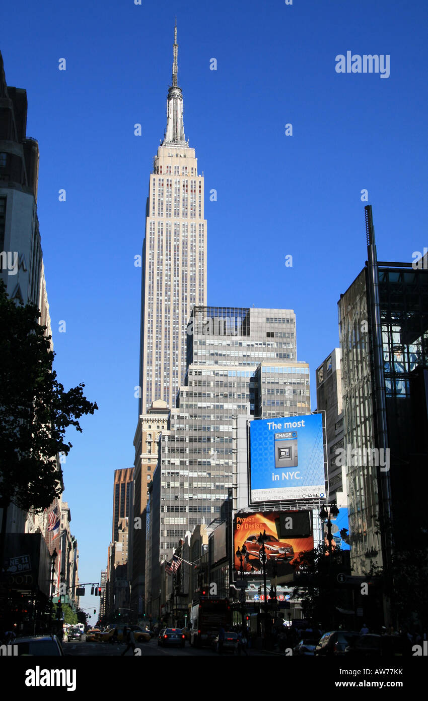 King kong empire state building hi-res stock photography and images - Alamy