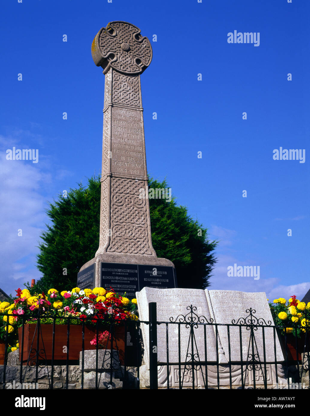 Celtic Cross War Memorial in Llantwit Major Wales Stock Photo - Alamy