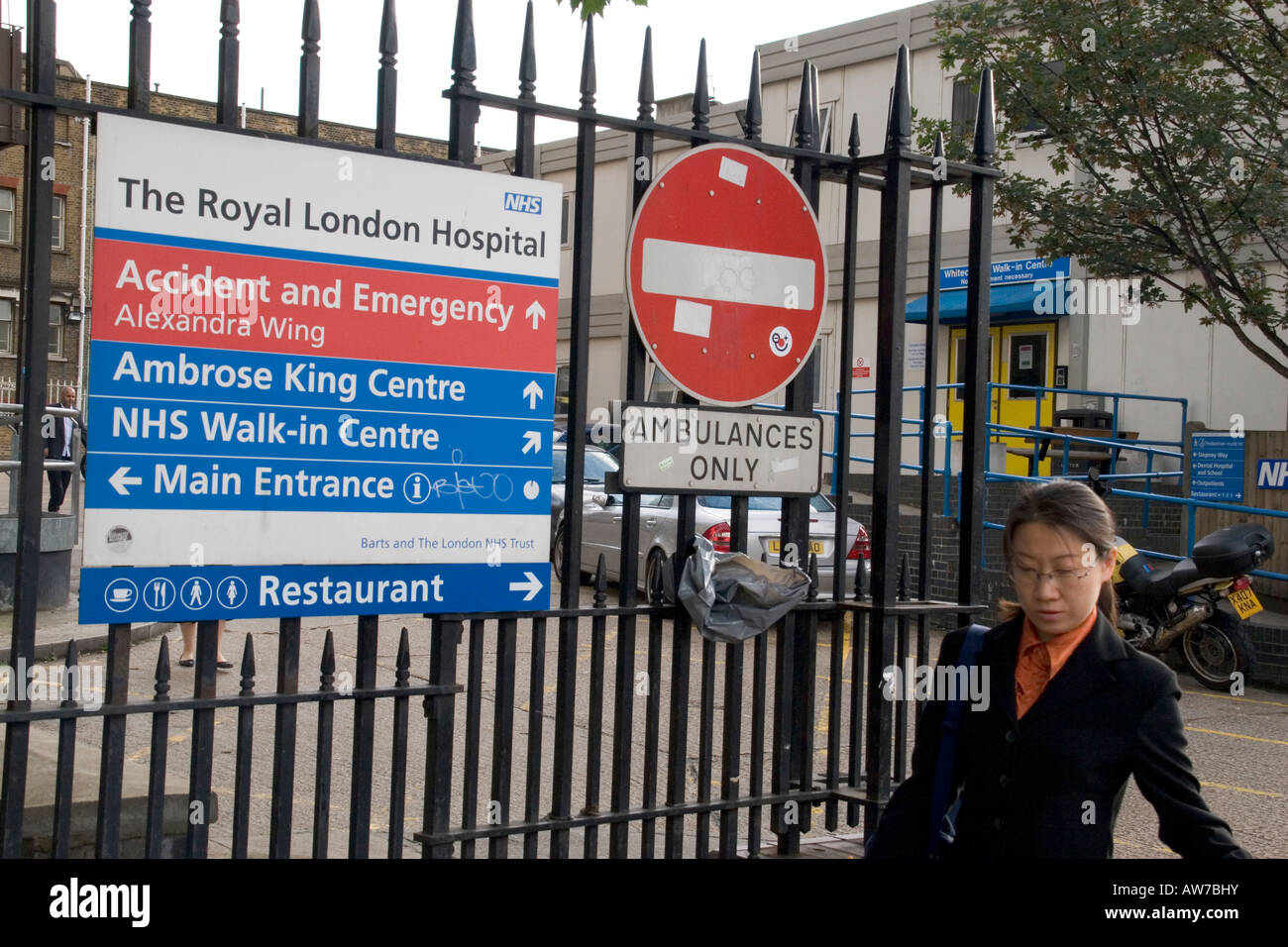 Alexandra wing royal london hospital hi-res stock photography and ...