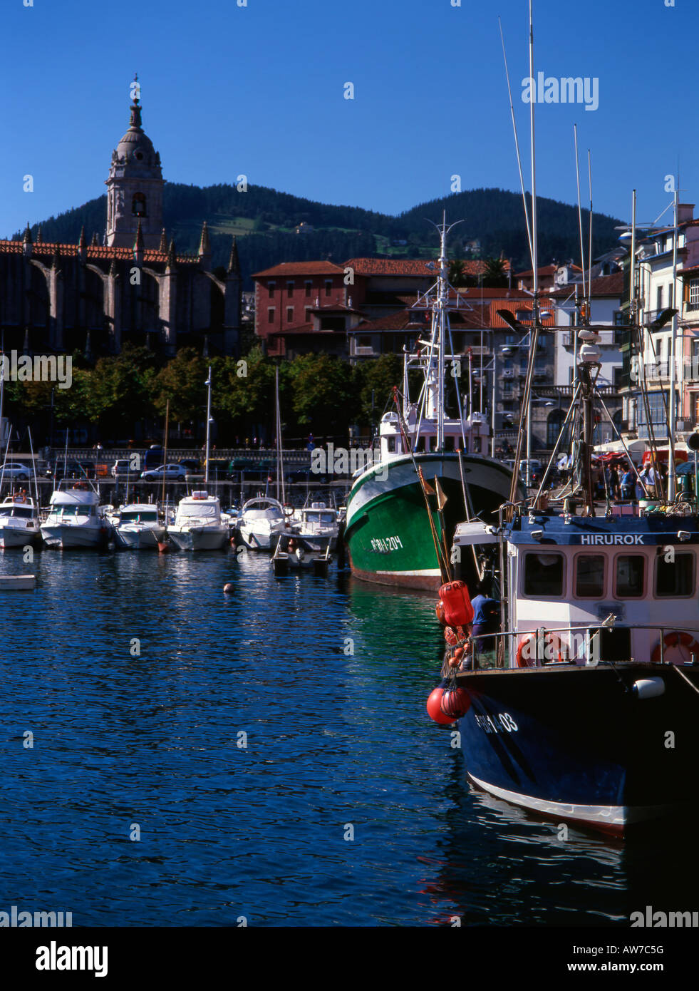 Lekeitio harbour, Vizcaya, Basque Country, Spain Stock Photo - Alamy