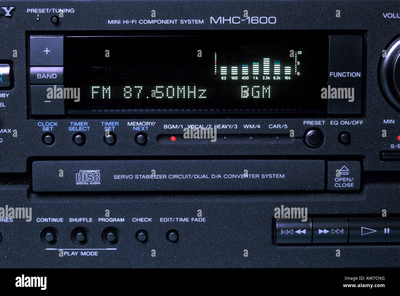 Hi fi hi-res stock photography and images - Alamy