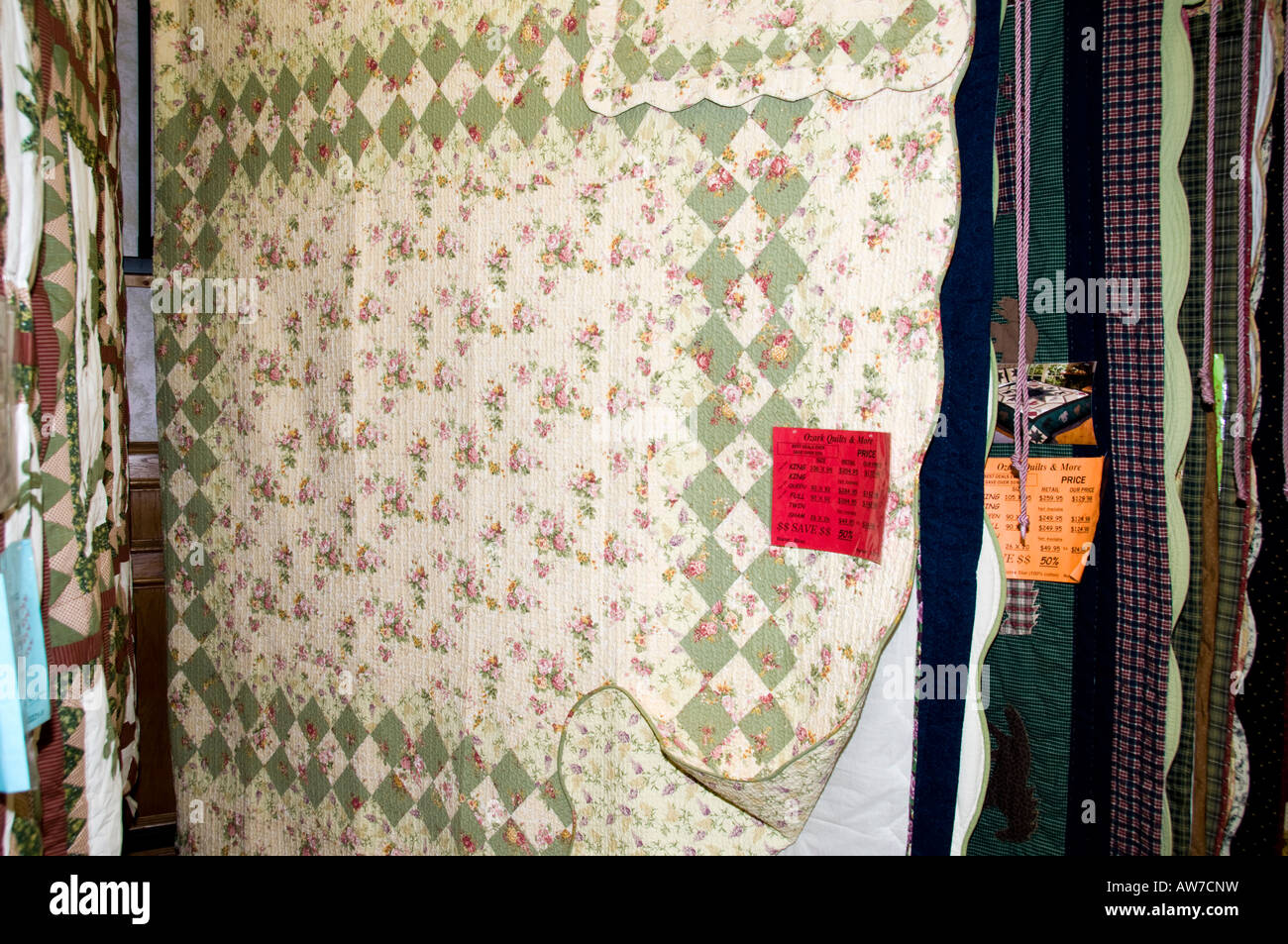 Quilts hi-res stock photography and images - Alamy