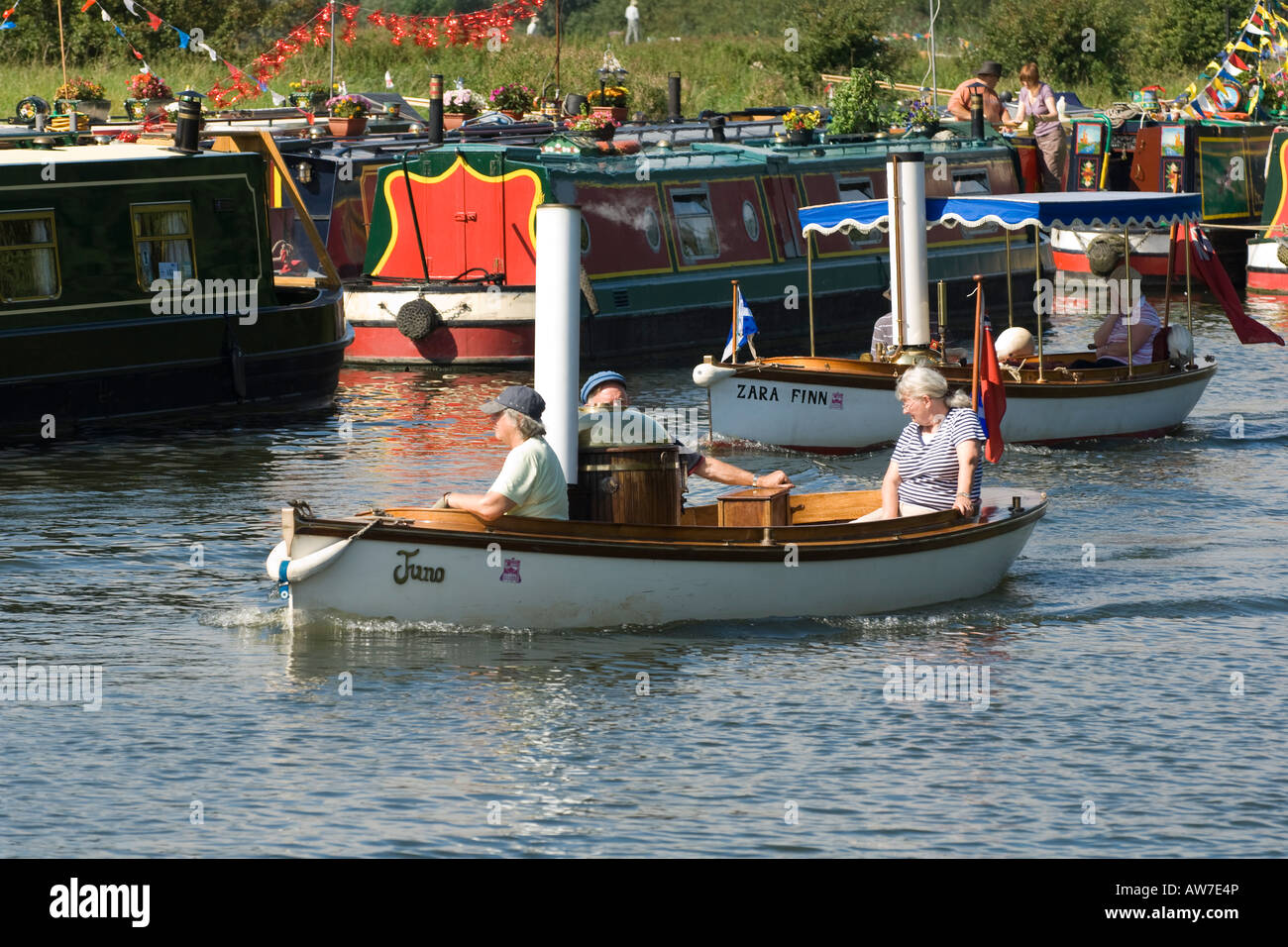 Traditional steam boat on river hi-res stock photography and images - Alamy