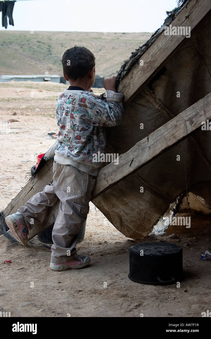 middle east, Israel, Negev, Arab kid, look away, from his tent on the ...