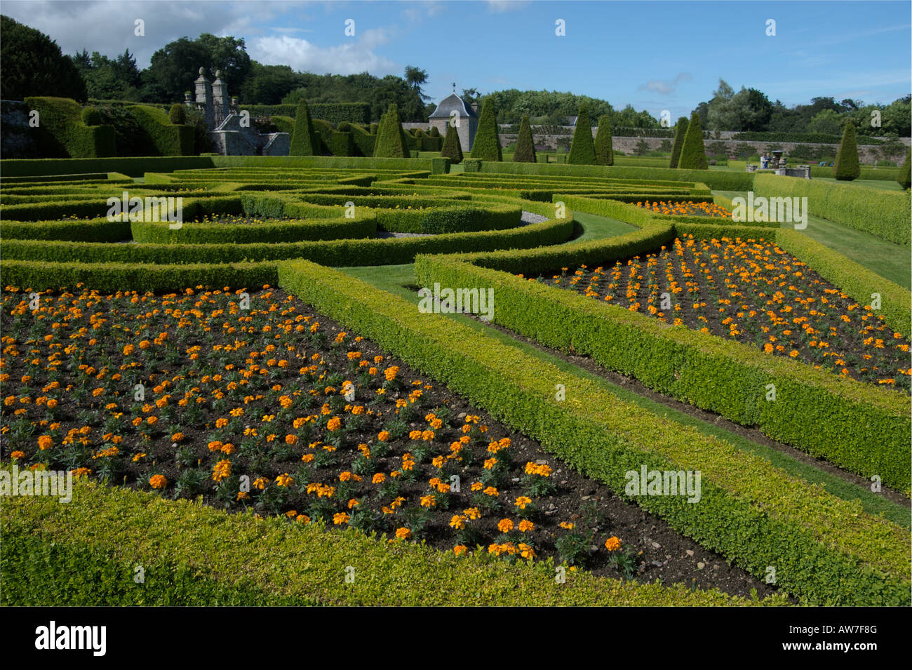 Pitmedden gardens hi-res stock photography and images - Alamy