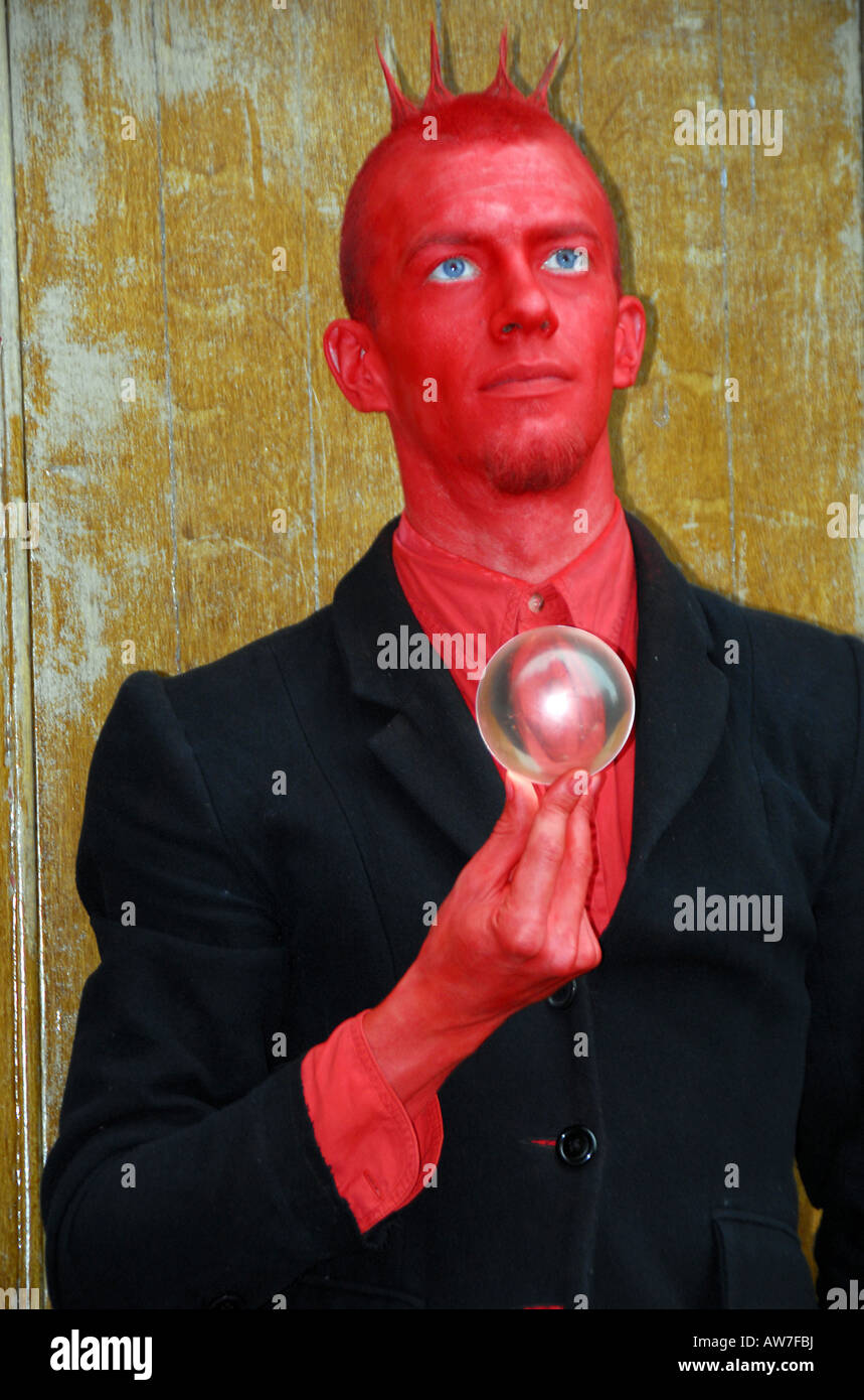 Crystal sphere street performer in Edinburgh Fringe Festival Stock ...