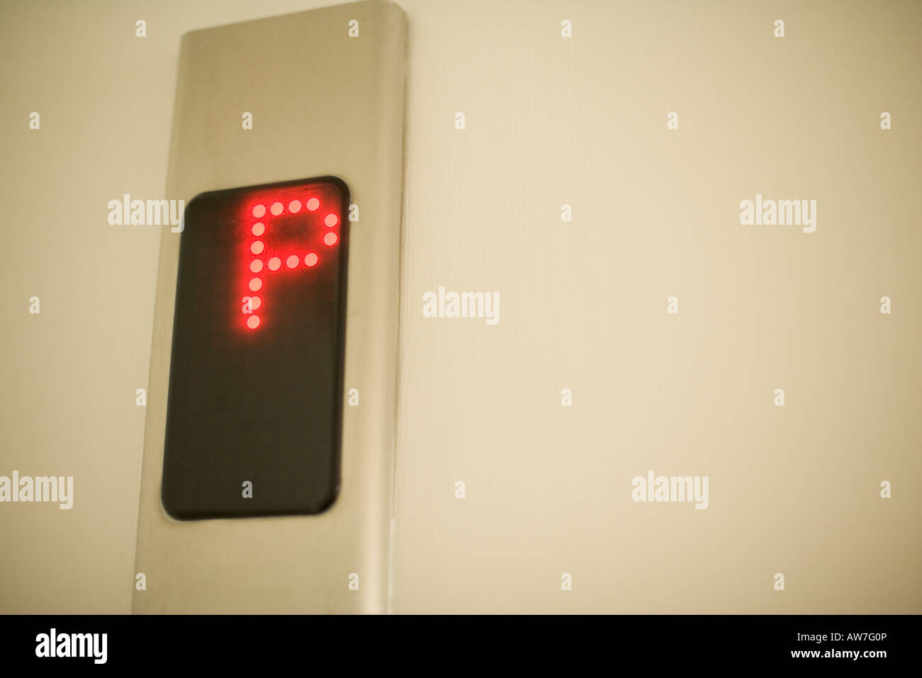 Elevator indicator hi-res stock photography and images - Alamy