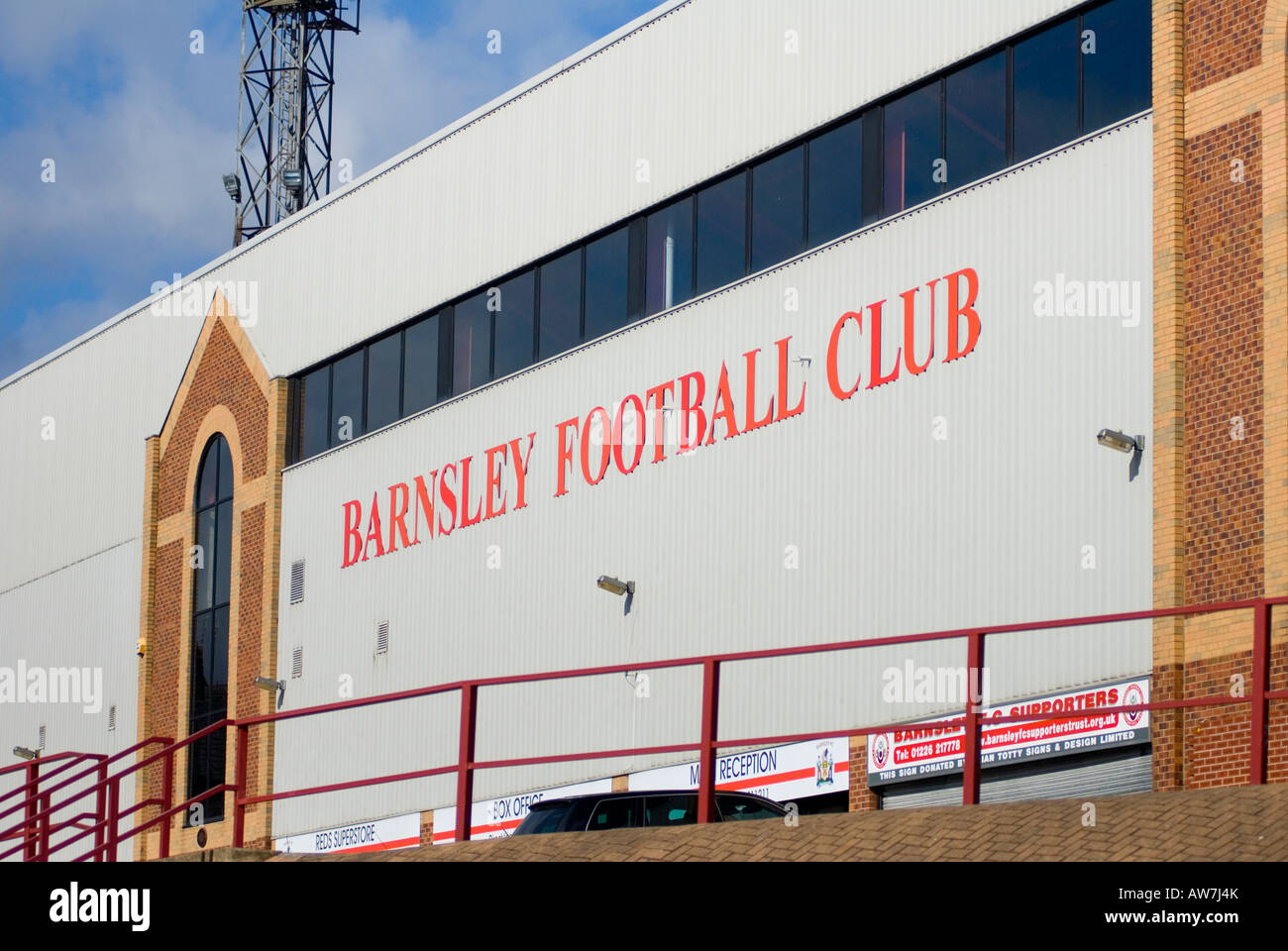 Barnsley Fc Stock Photos & Barnsley Fc Stock Images - Alamy
